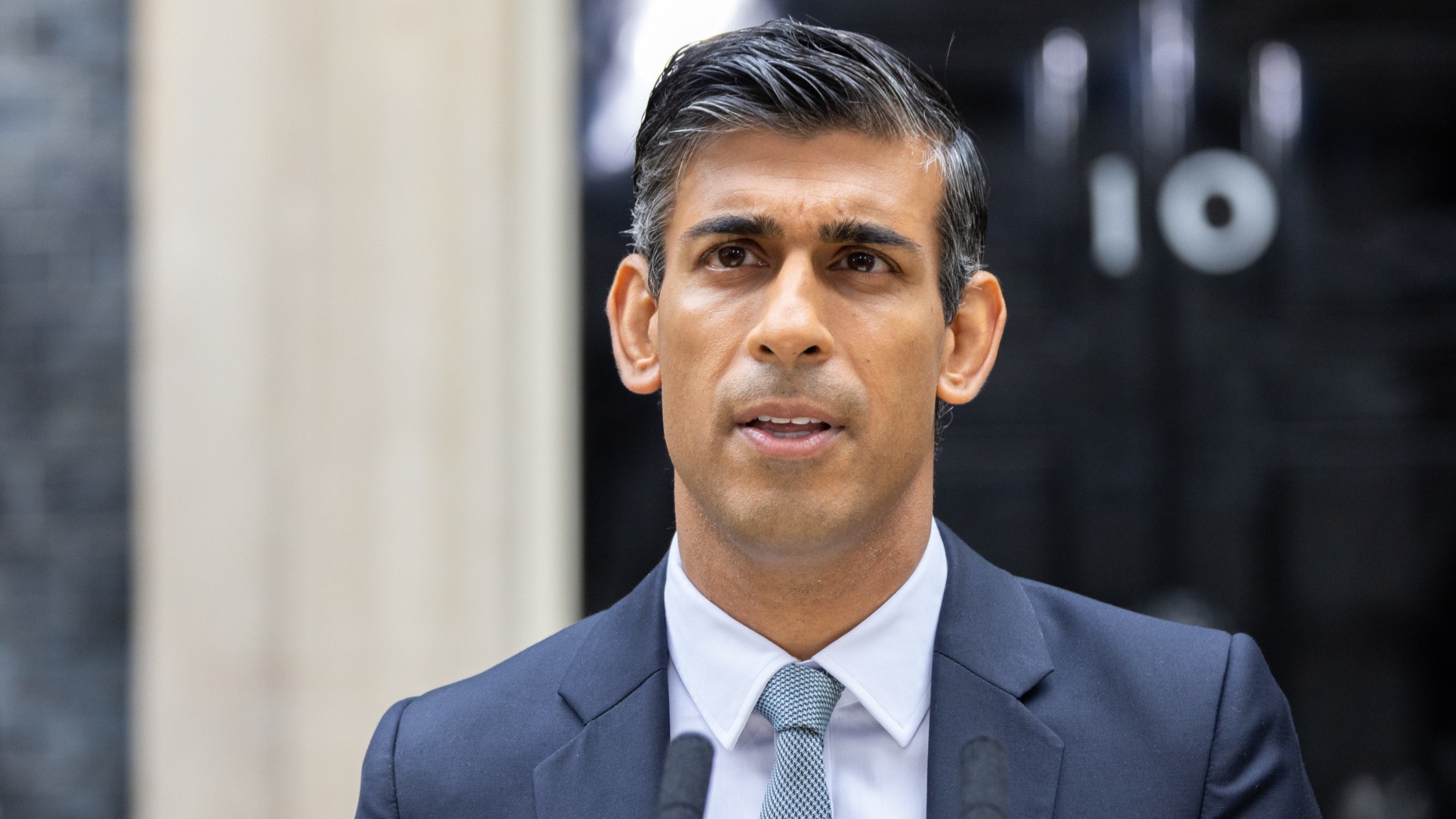 Rishi Sunak agrees to publish his tax returns | Financial Times