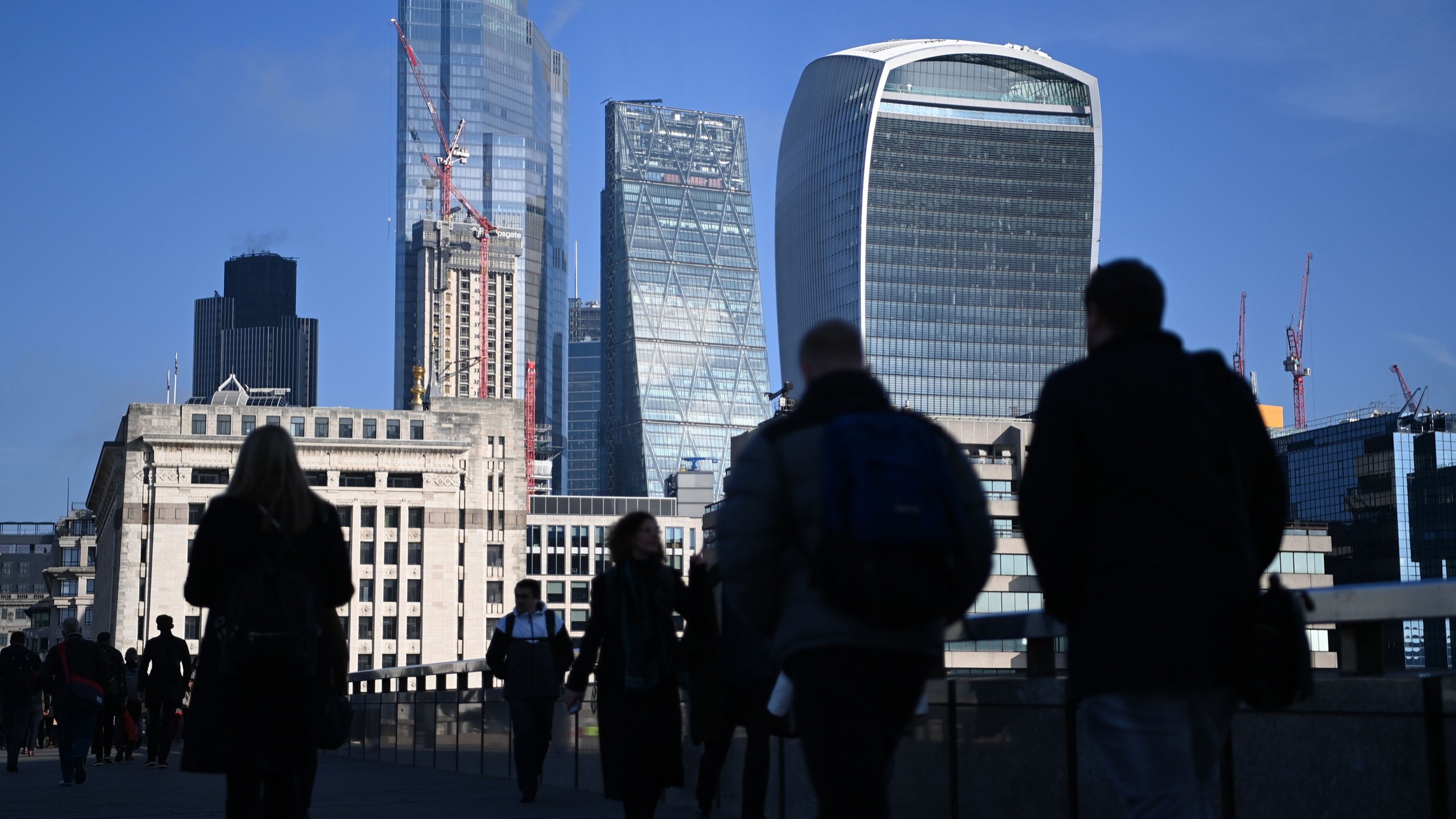 Laura Noonan - Journalist Profile - Intelligent Relations