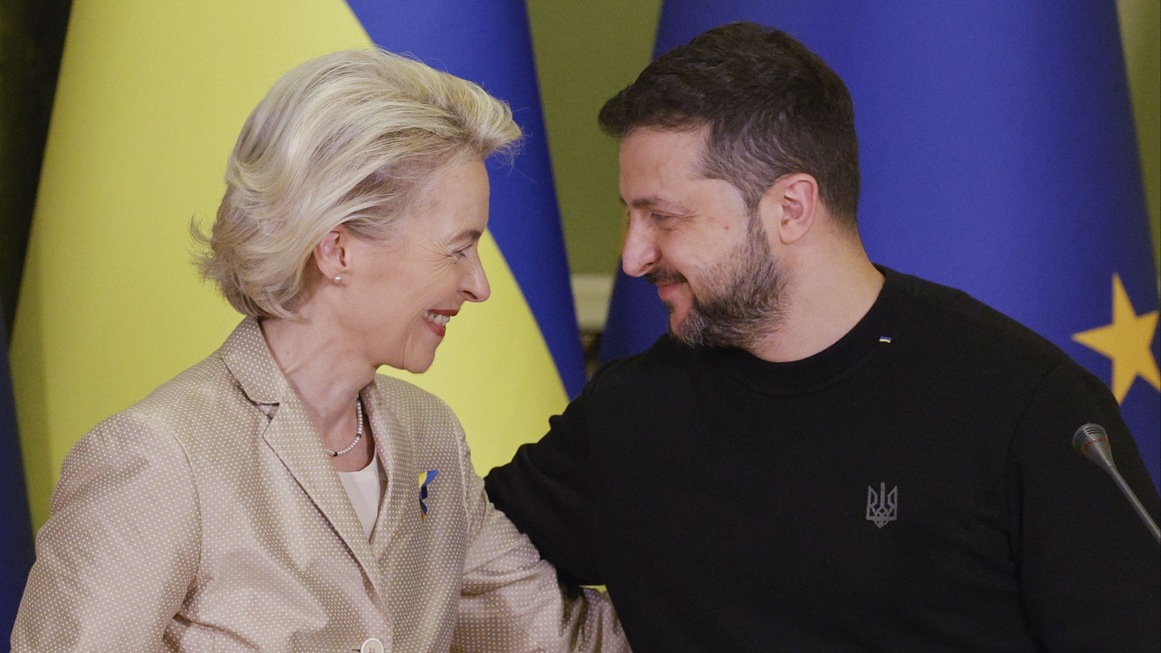 Christian Davies - Journalist Profile - Intelligent Relations