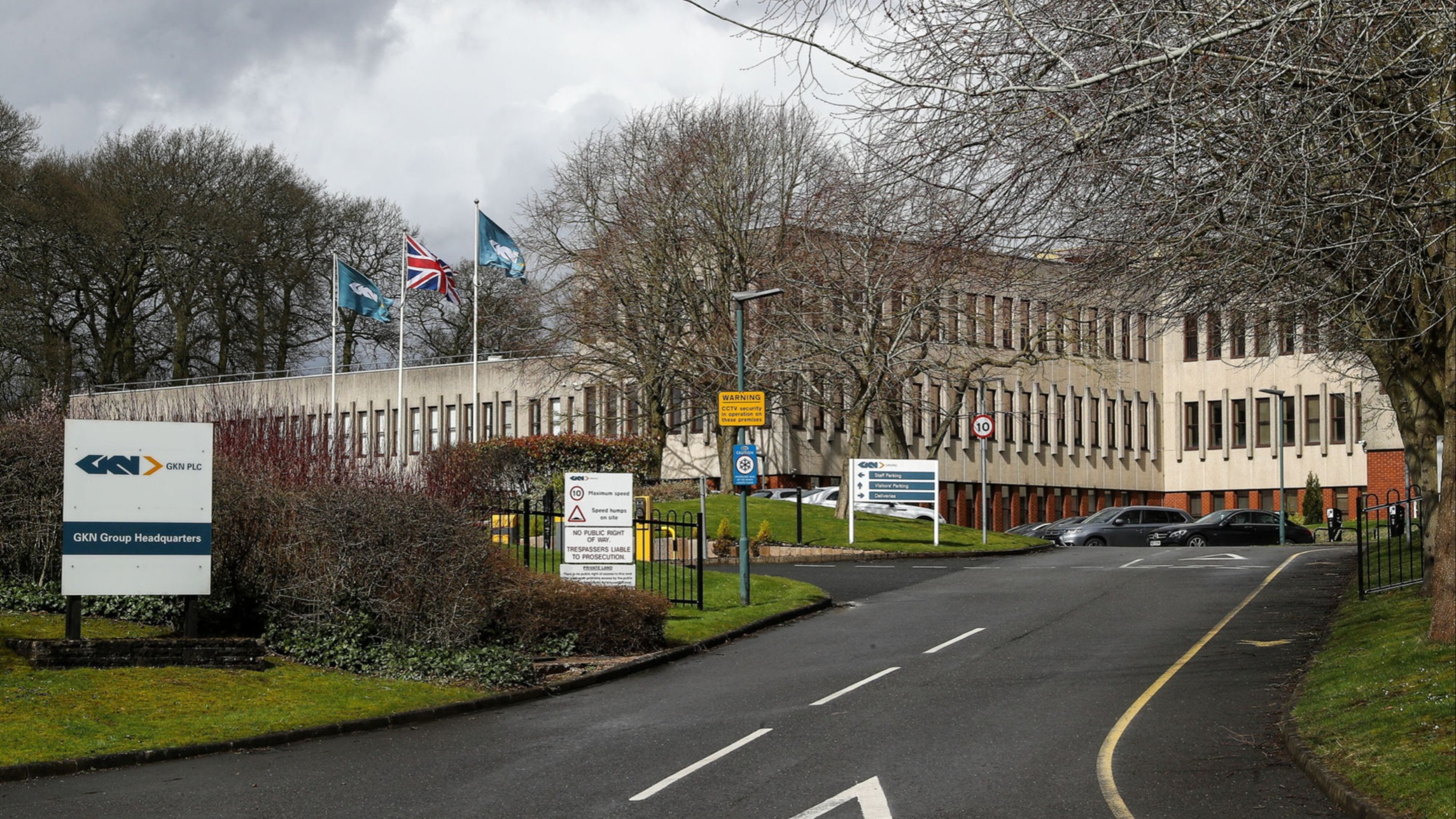 GKN automotive business falls 20% on first day of London trading ...