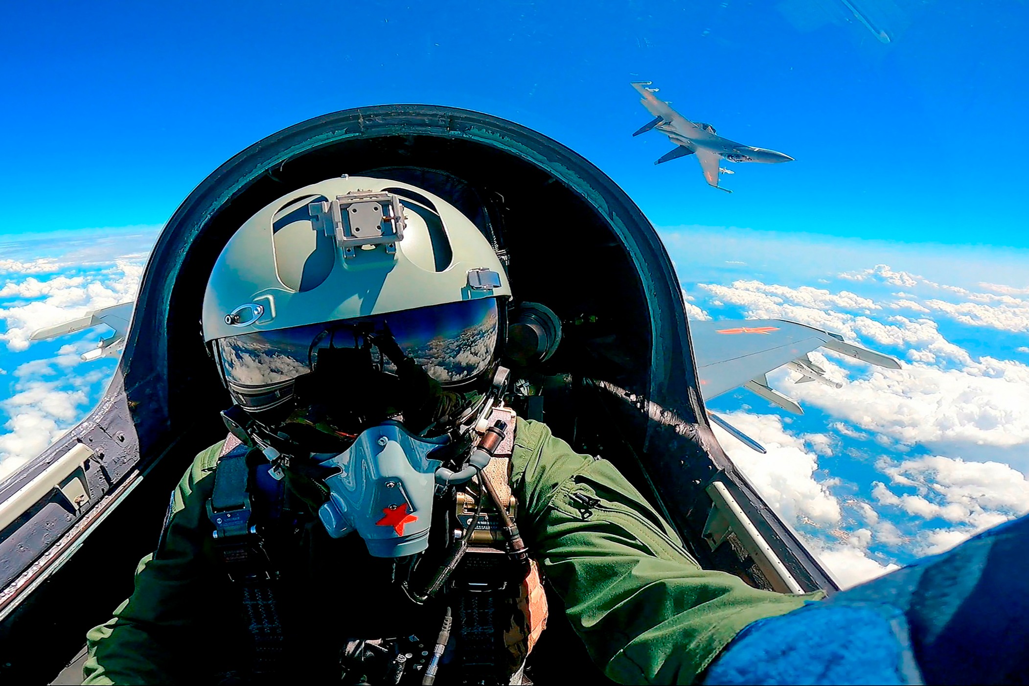 How Silicon Valley is helping the Pentagon in the AI arms race ...