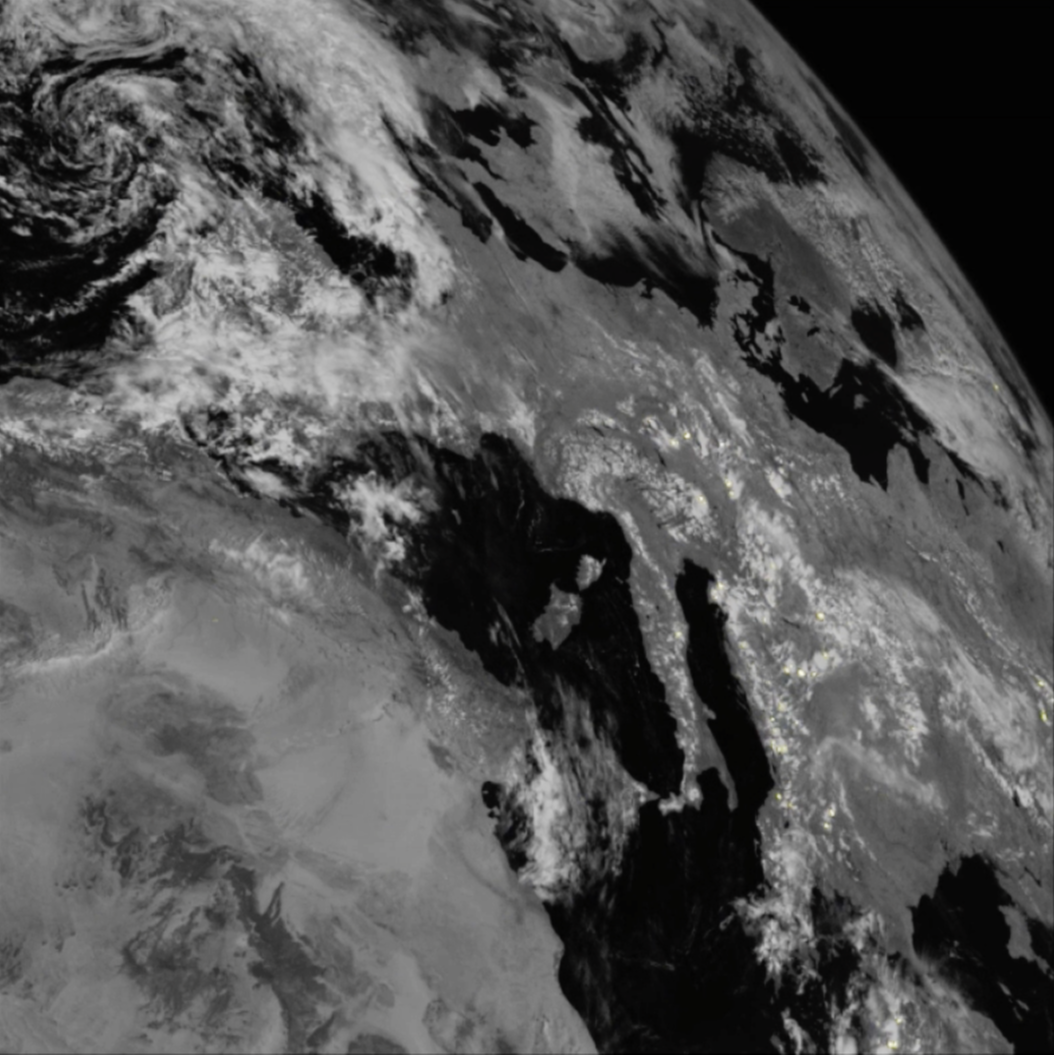 Space-based lightning detector boosts forecasting of severe storms ...
