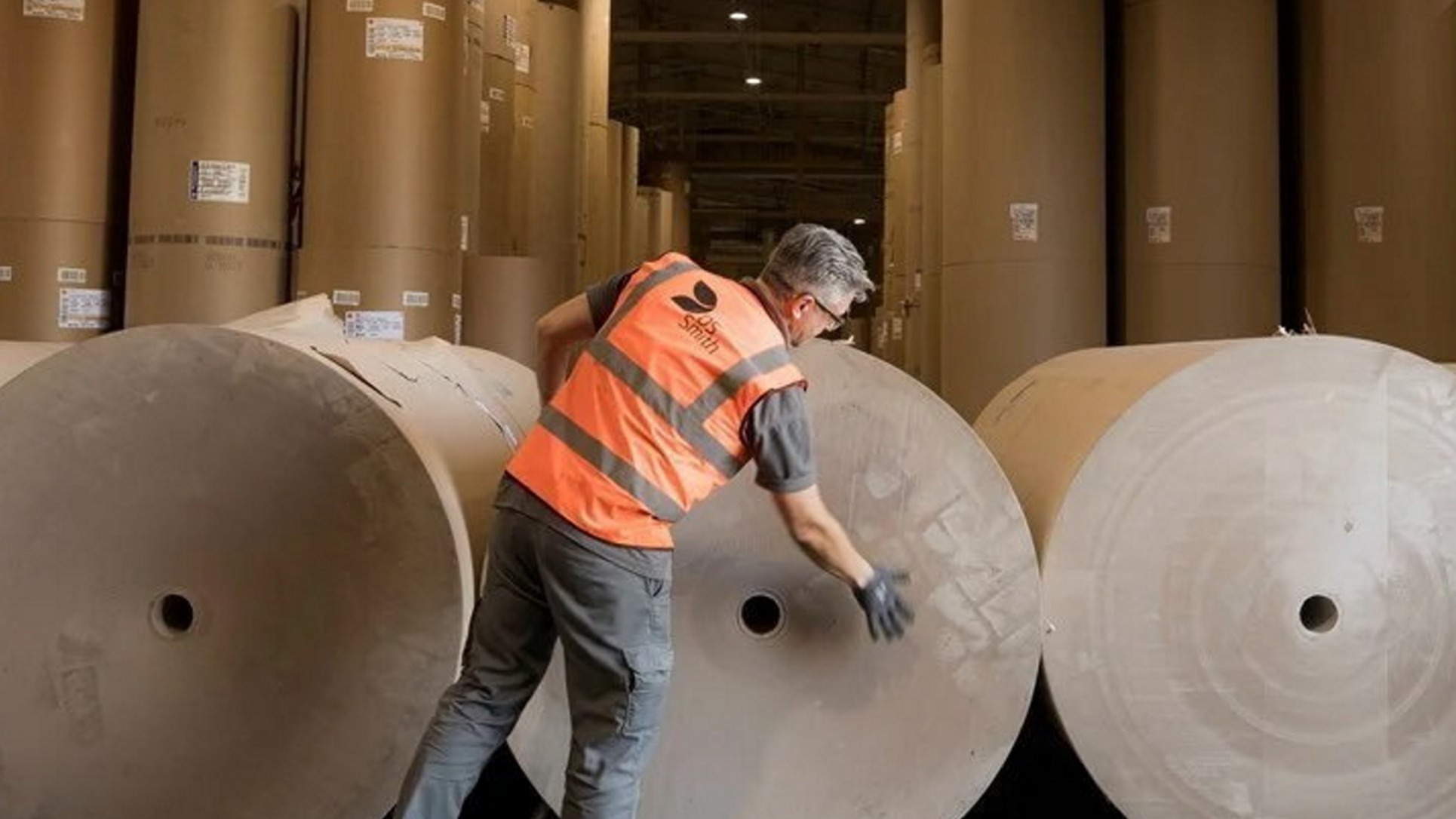 Oliver Telling - Journalist Profile - Intelligent Relations